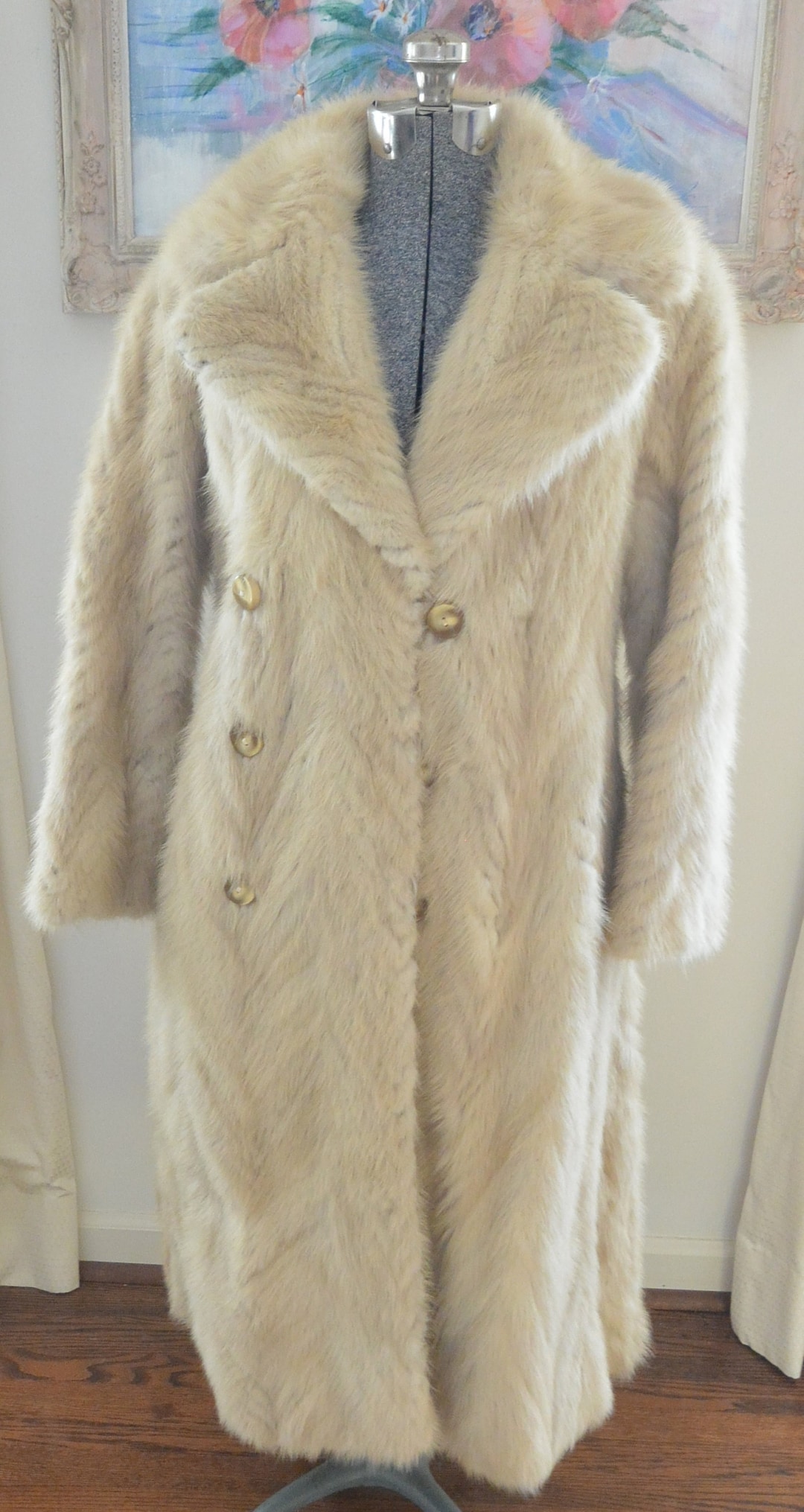 SALE Malter Furs Coat Custom, Fur Salon, Luxury Blonde Color, Elegant ...