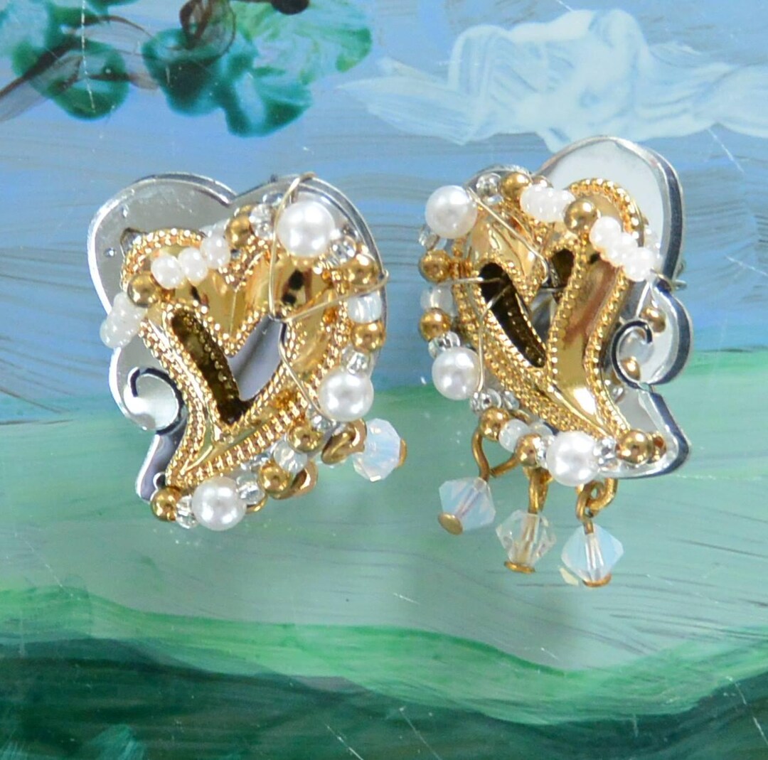 Liztech Golden Heart Pierced Earrings: Vintage Mirrored Chrome Laminate ...