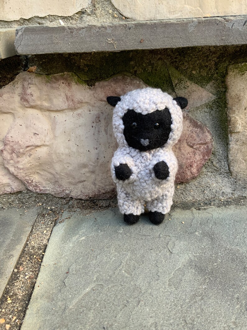 DIY Sheep Hand Sewn Doll Pattern, Wool Felt Sheep Doll Pattern ...