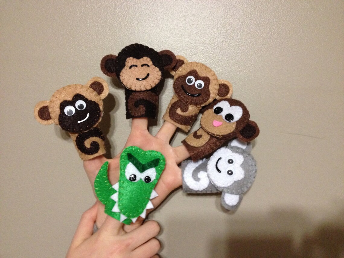 5 Little Monkeys Finger Puppet Set - Etsy
