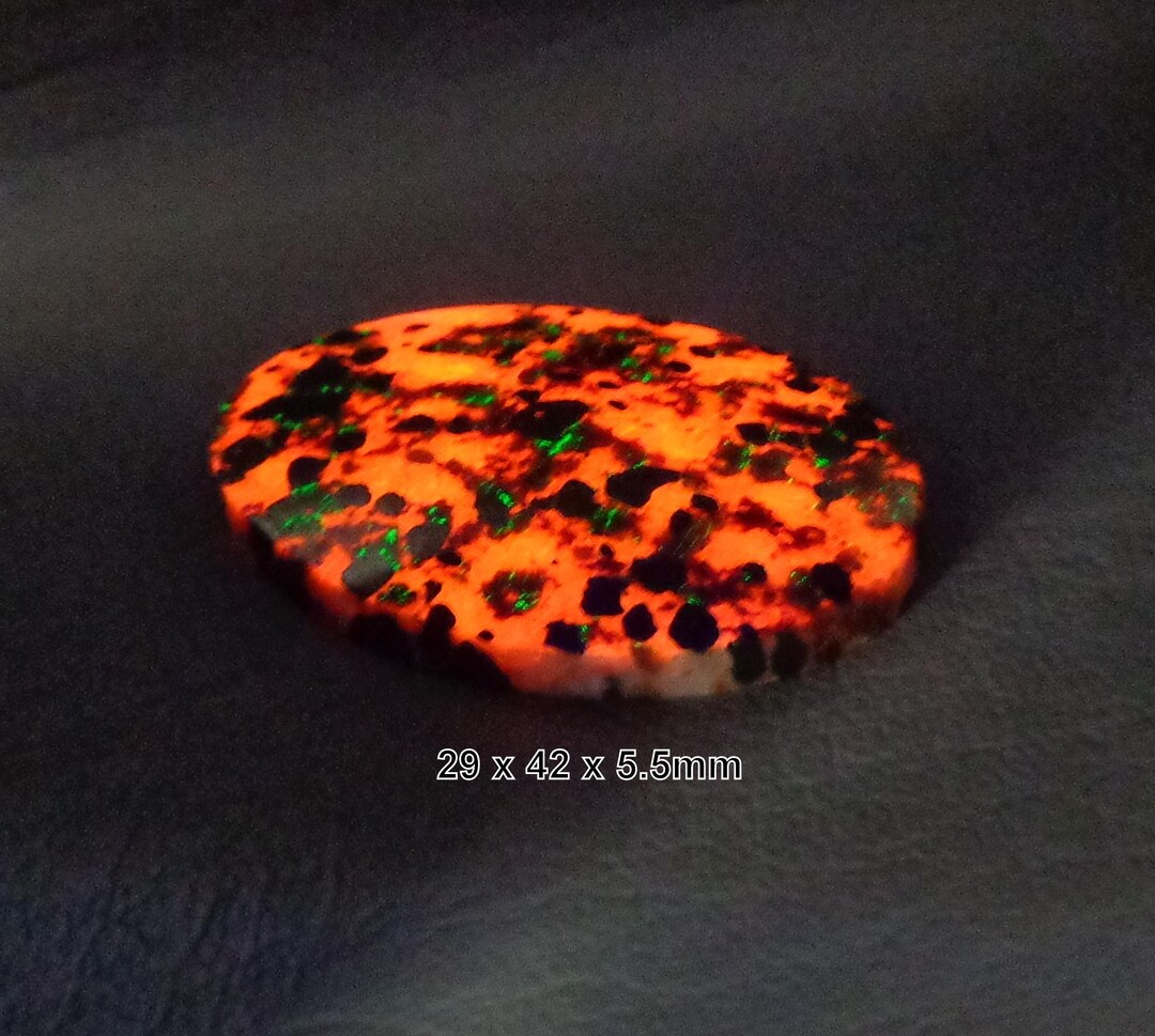Franklin, NJ Fluorescent Mineral Franklin, NJ. Calcite, Zincite ...