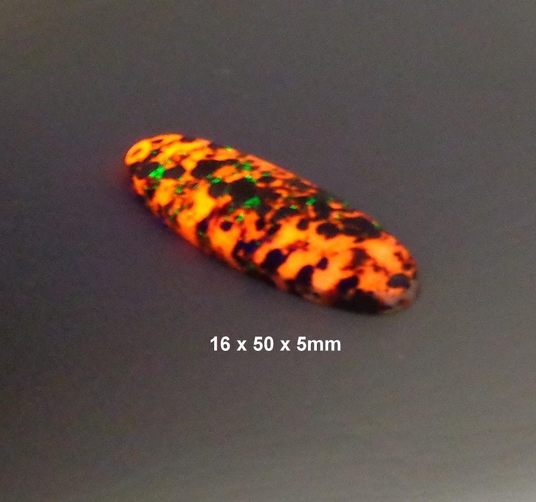Franklin, NJ Fluorescent Mineral Franklin, NJ. Calcite, Zincite ...