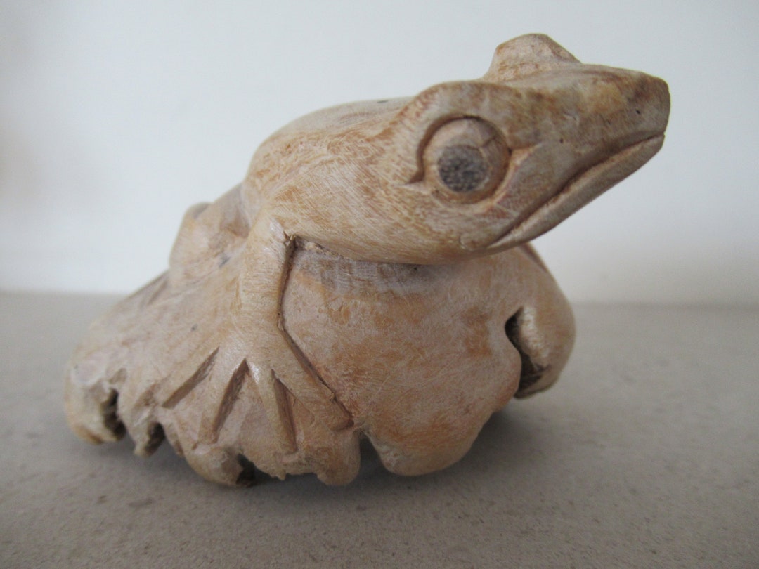 Vintage Carved Frog Figure Made From Bali Parasite Wood - Etsy
