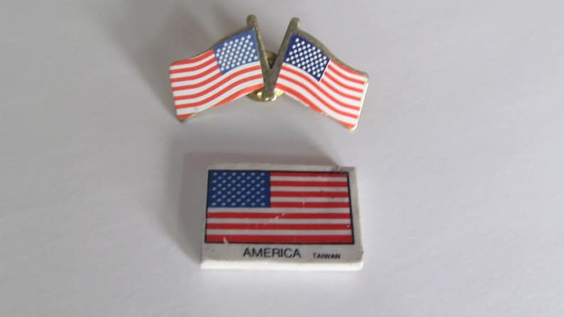 Double USA Flag Brooch American Flag Push Pin Red White and Blue ...