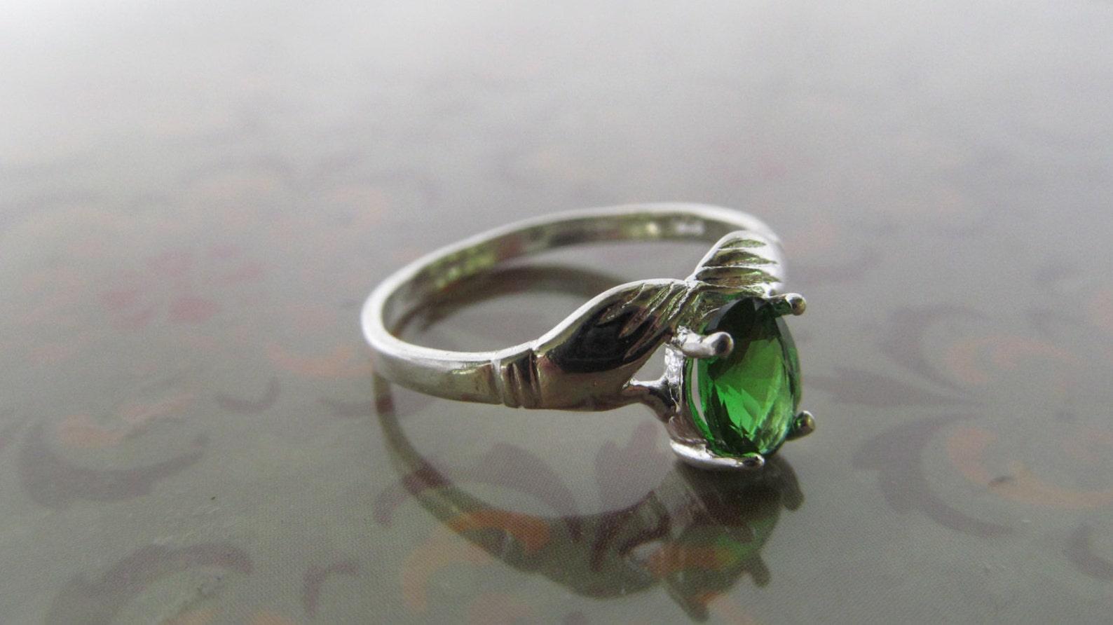 Love Token Lovely Victorian Hand Ring Emerald Sterling Silver 7 1/4 ...