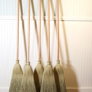 Shaker Authentic 1878 -- Vintage Corn Broom -- Original Full Size With ...