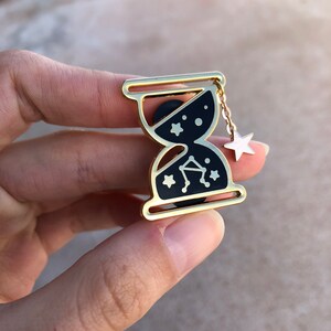 Libra Zodiac Hourglass• Enamel Pin - Etsy