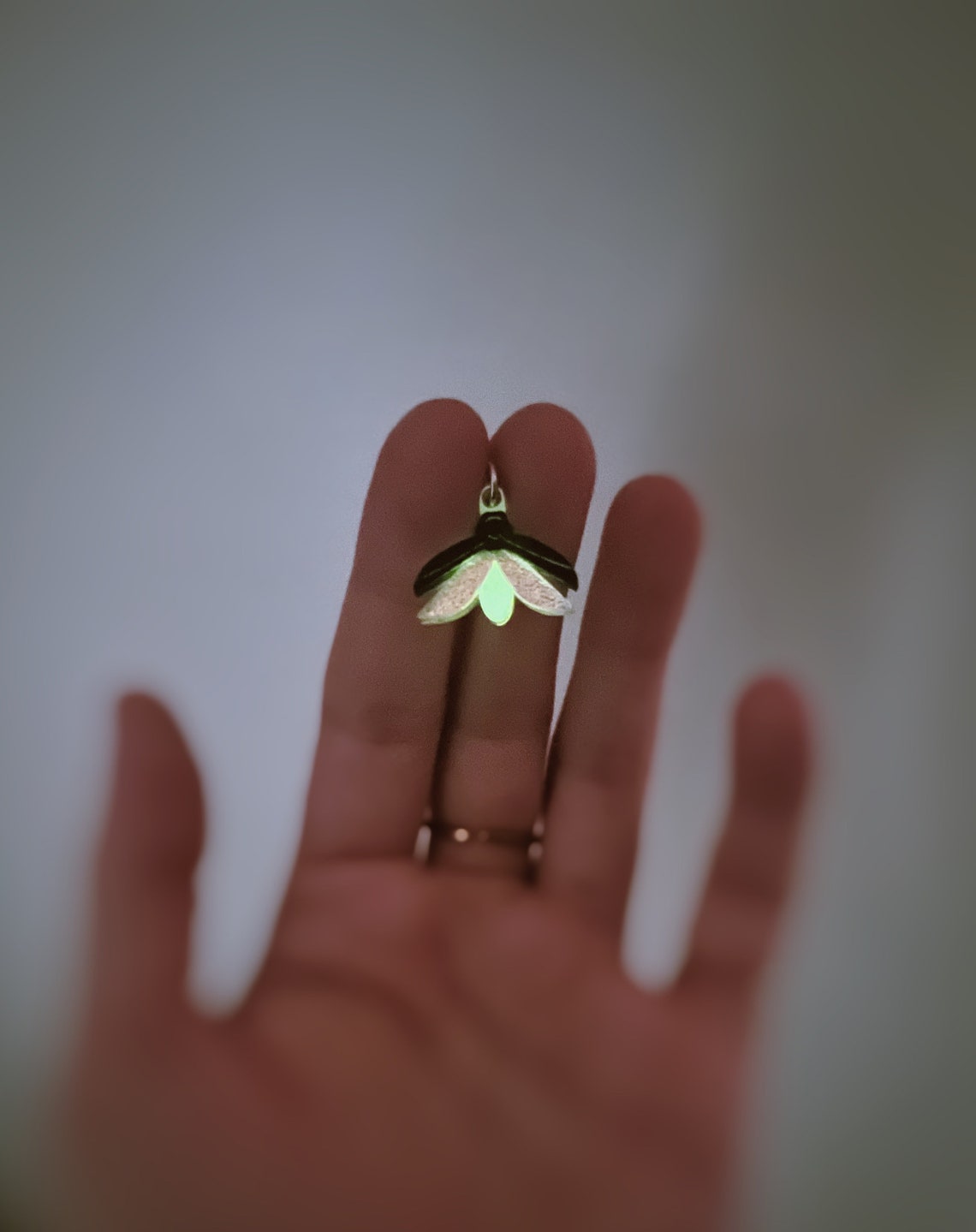 Glow in the Dark Firefly Pendant lightning Bug Acrylic UV Light ...