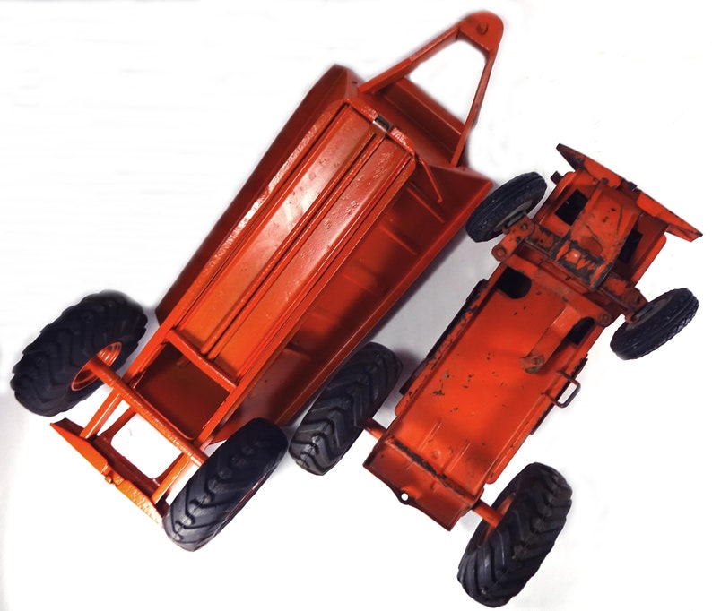 Vintage 1950's Doepke Model Toys Rossmoyne, Ohio 28"l Euclid Bottom ...