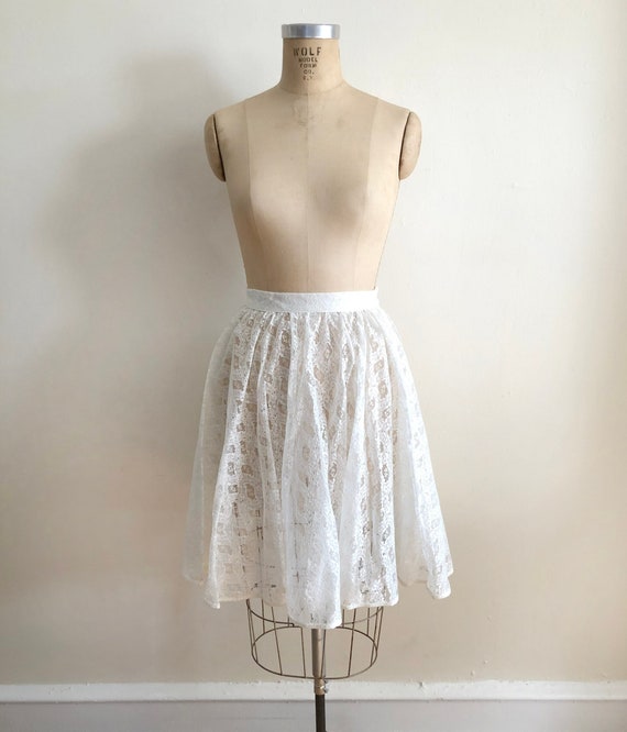 White Lace Crinoline/Half Slip - 1980s - Gem