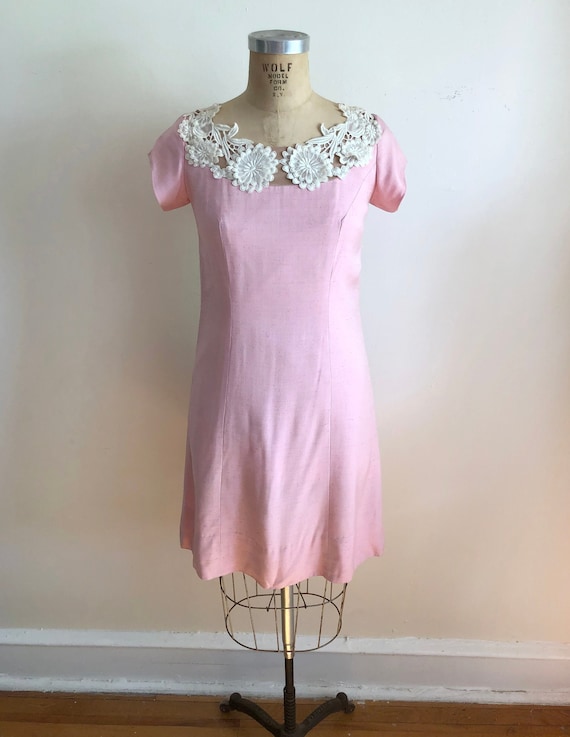 Pink Shift Dress with Floral Applique Yoke - 1960s - Gem