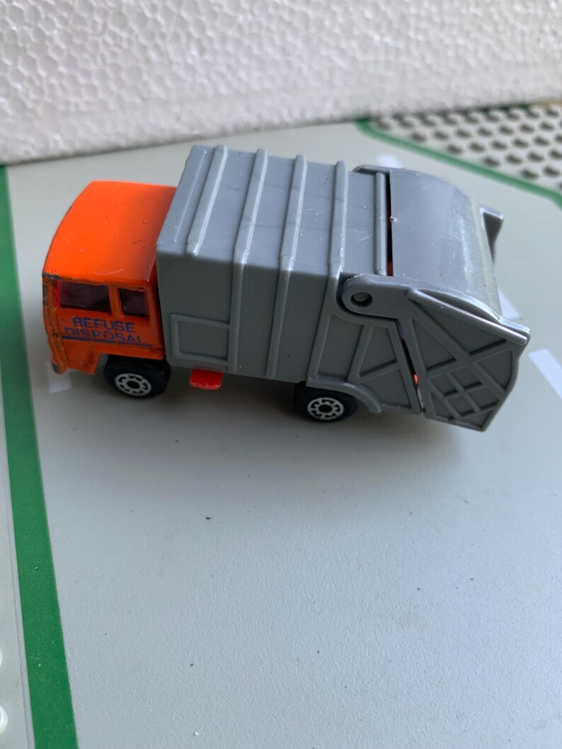 Vintage 1979 Matchbox Refuse Truck: Leland Replica Diecast Model - Etsy