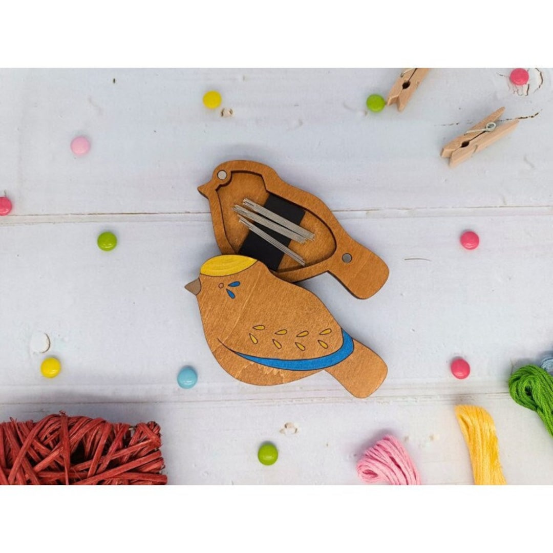 Wooden Needle Case - Birdy Design - Etsy