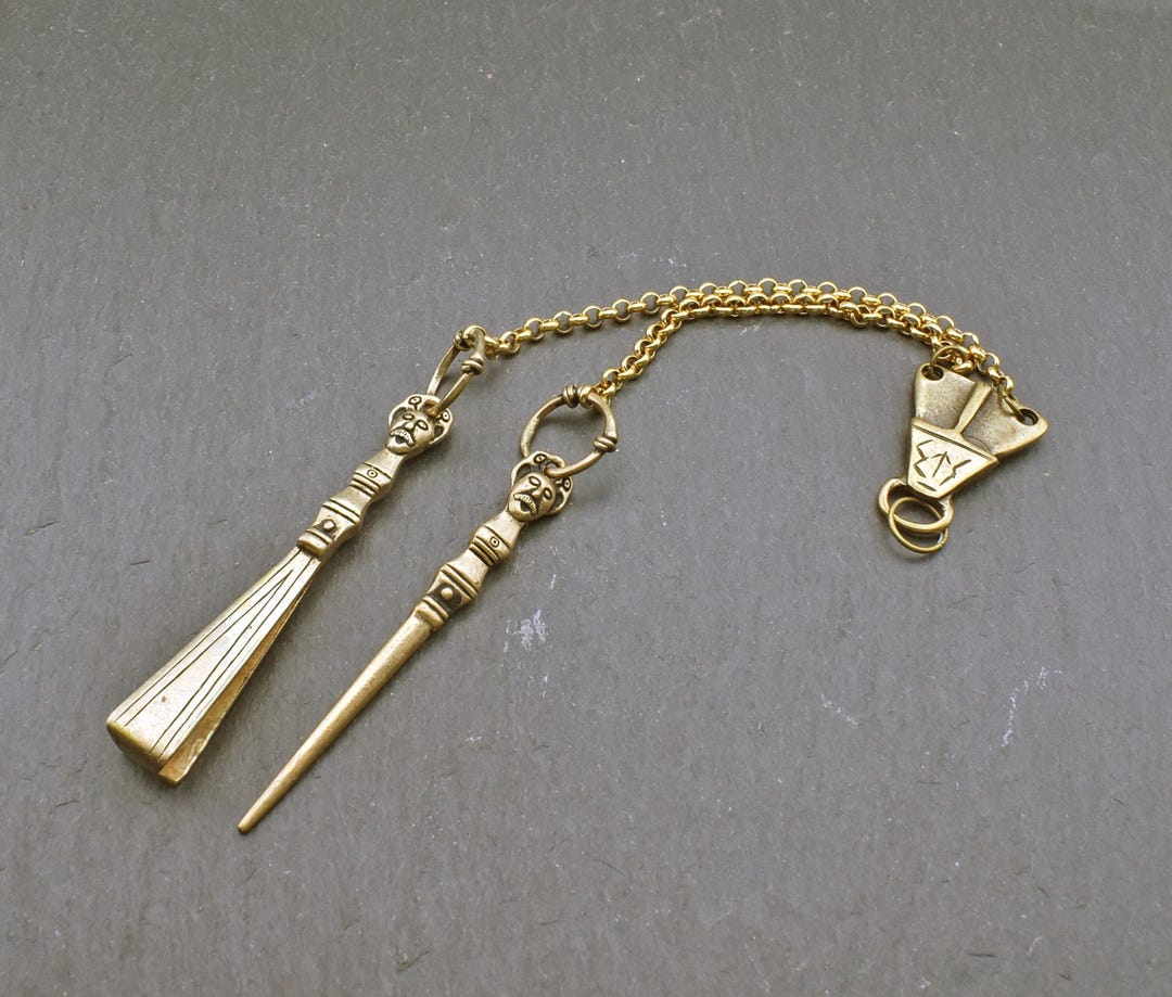 Viking Hygiene Set Gotland With Tweezers and Awl - Viking Toilets Set ...