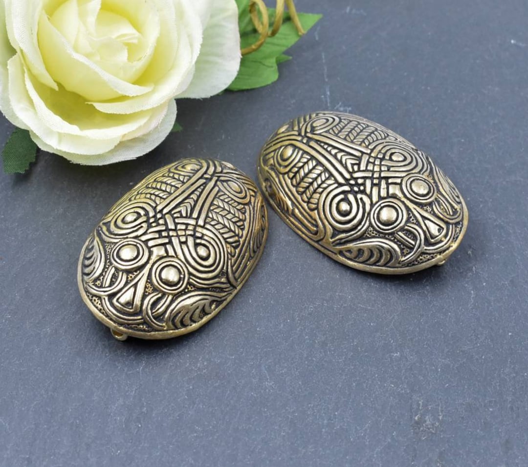 Viking Apron Brooch Set From BELANAS SCHATZKISTE - Bronze Oval Brooch ...