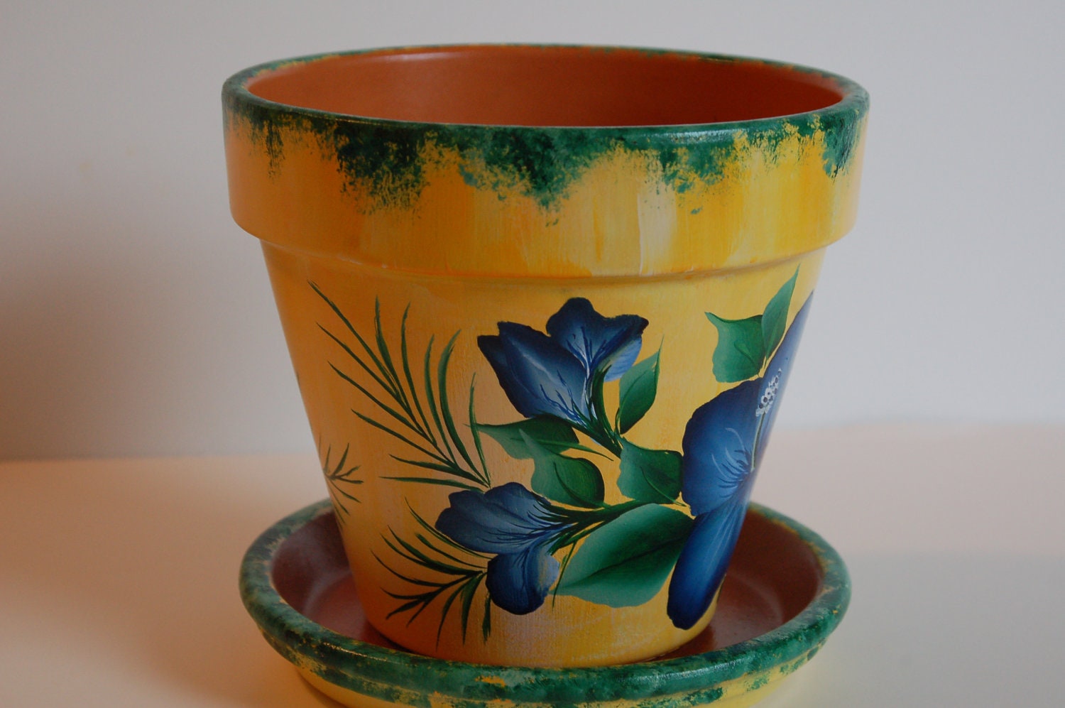 8'' Hand Painted Clay Flower Pot Tropical Dark Blue Hibiscus Design ...