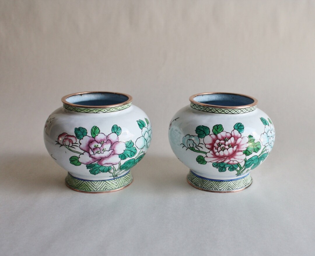 Vintage Small White Flowered Pot Vases - Etsy