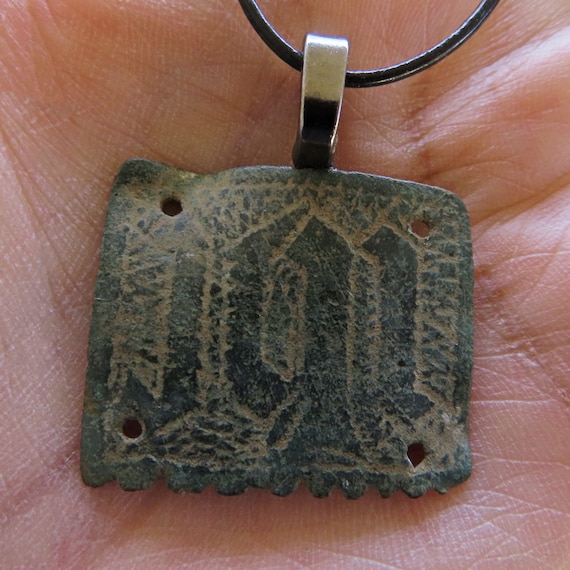 Medieval Buckle Plate with Gothic Initials From the U… - Gem