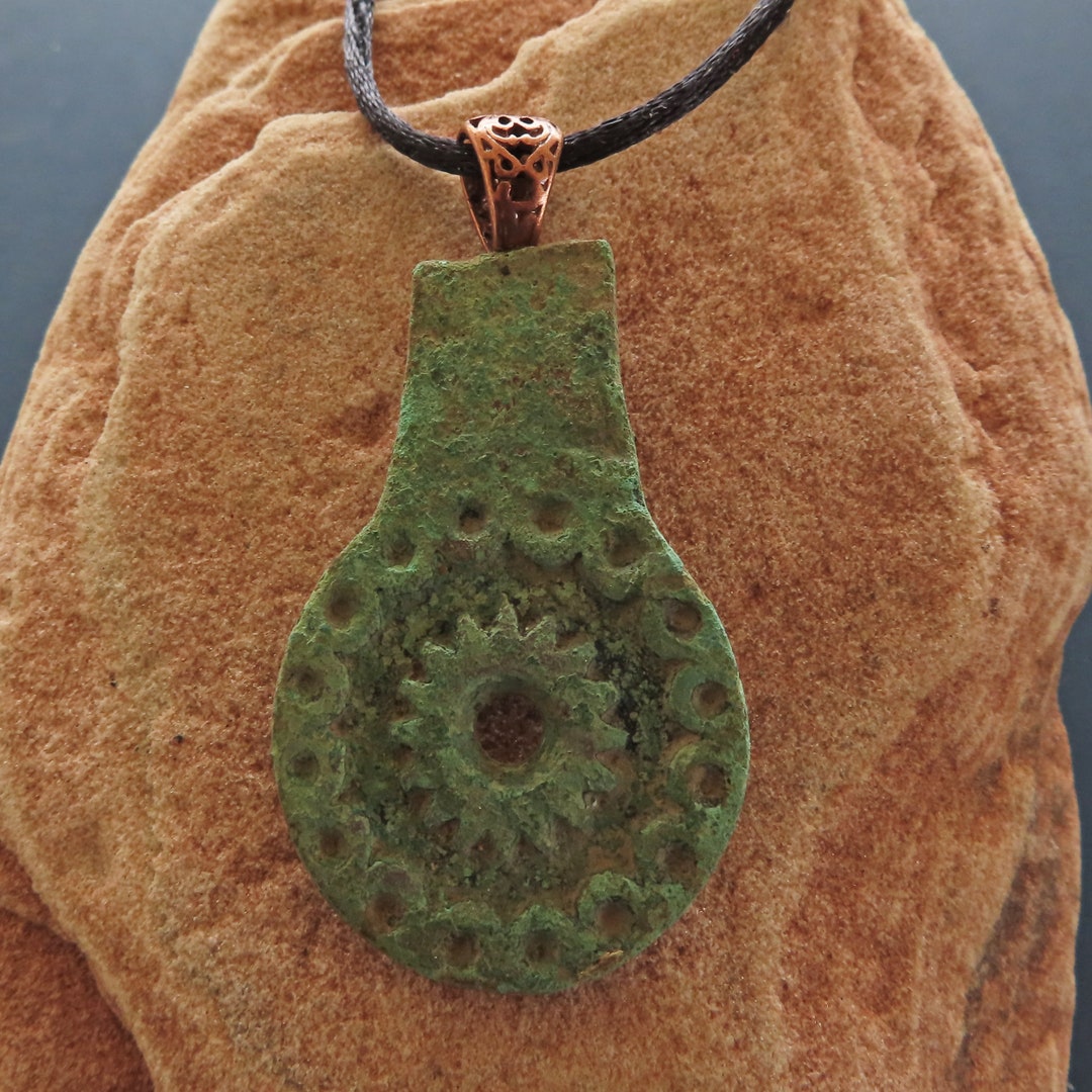 Medieval Sunflower Fastener Artifact Found in Central Europe 1400/1500 ...