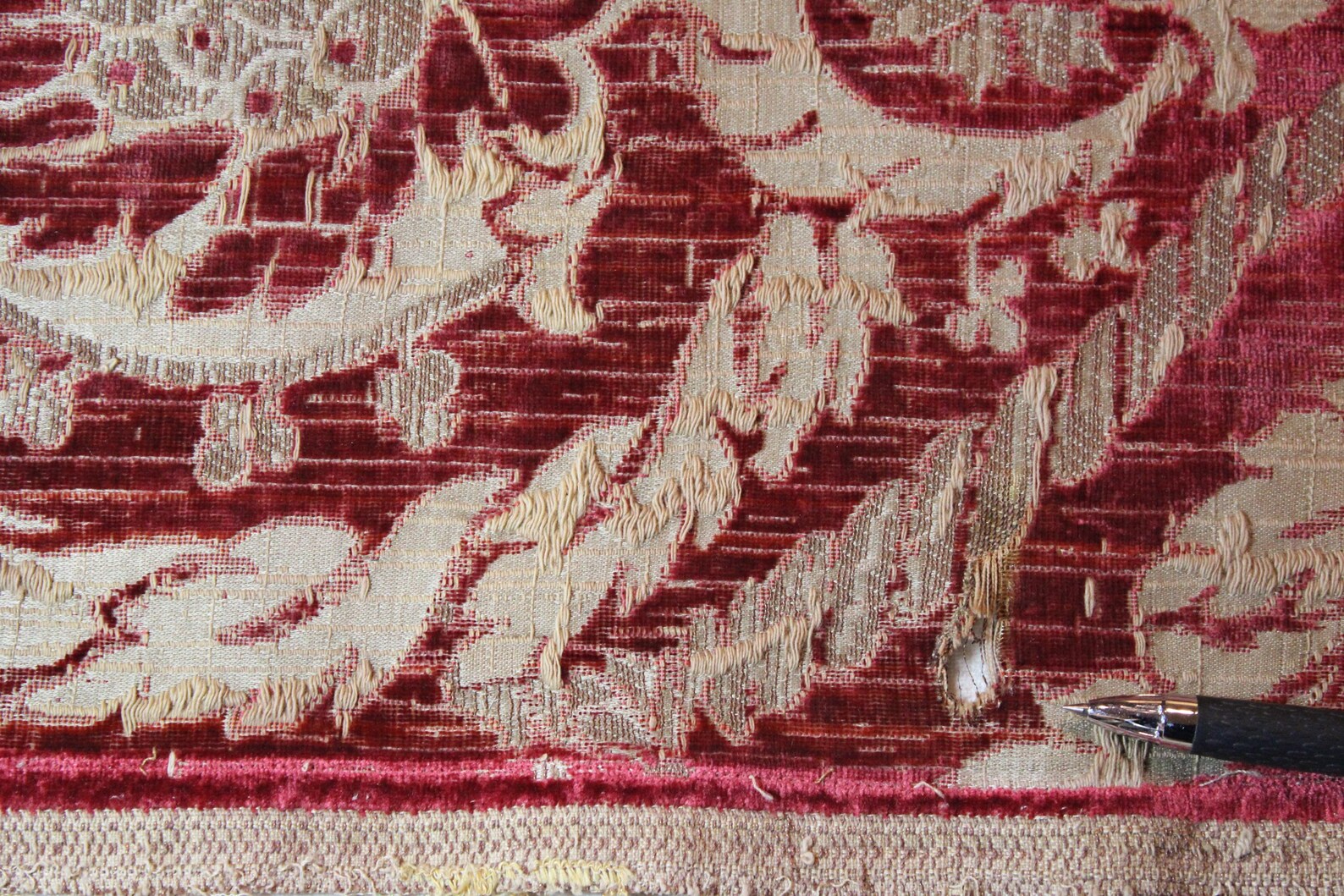 17th Century Italian Cut and Voided Silk Velvet - Brocaded Velvet From ...
