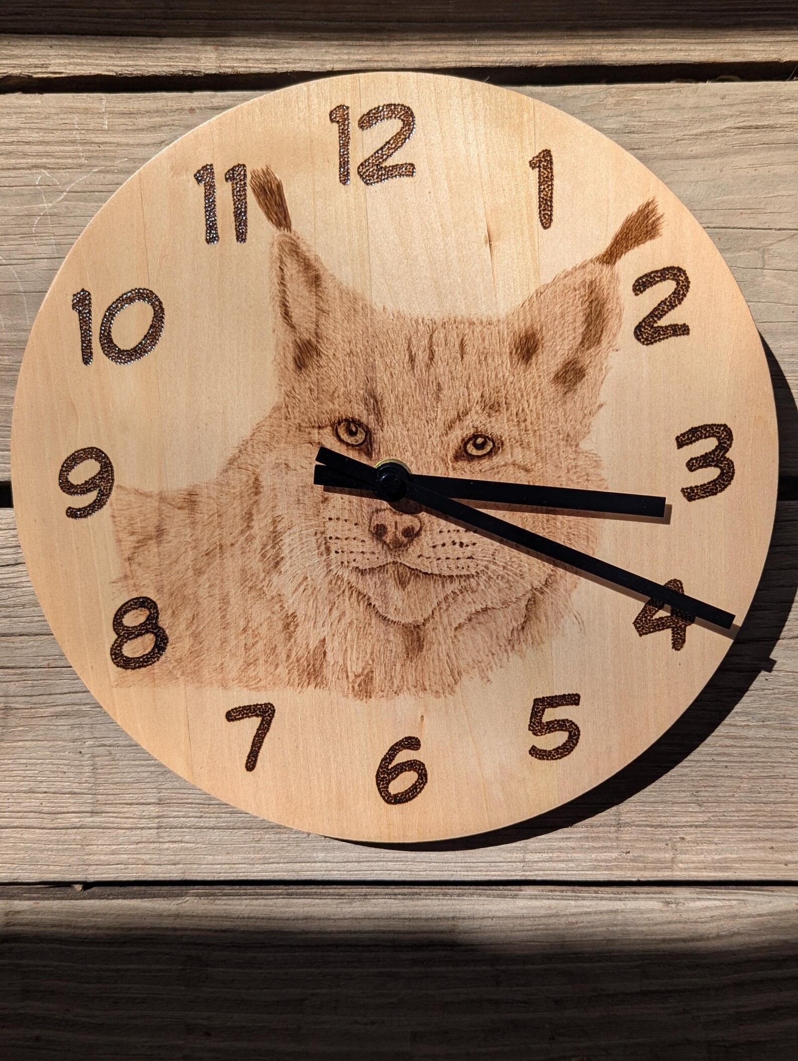 Hand Burned Pyrography Lynx Clock - Etsy