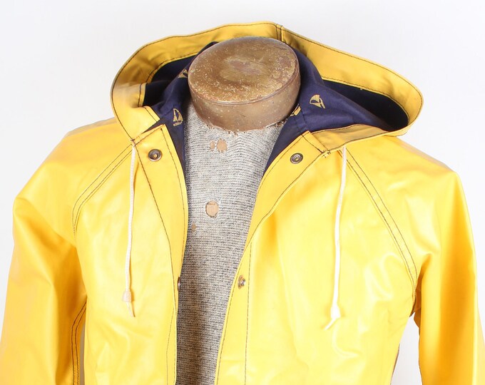 1980's Classic Women's Sailboat Liner Yellow and Navy Preppy Women's ...