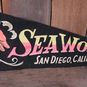 1960s Era Felt Souvenir Pennant Sea World San Diego California CA ...