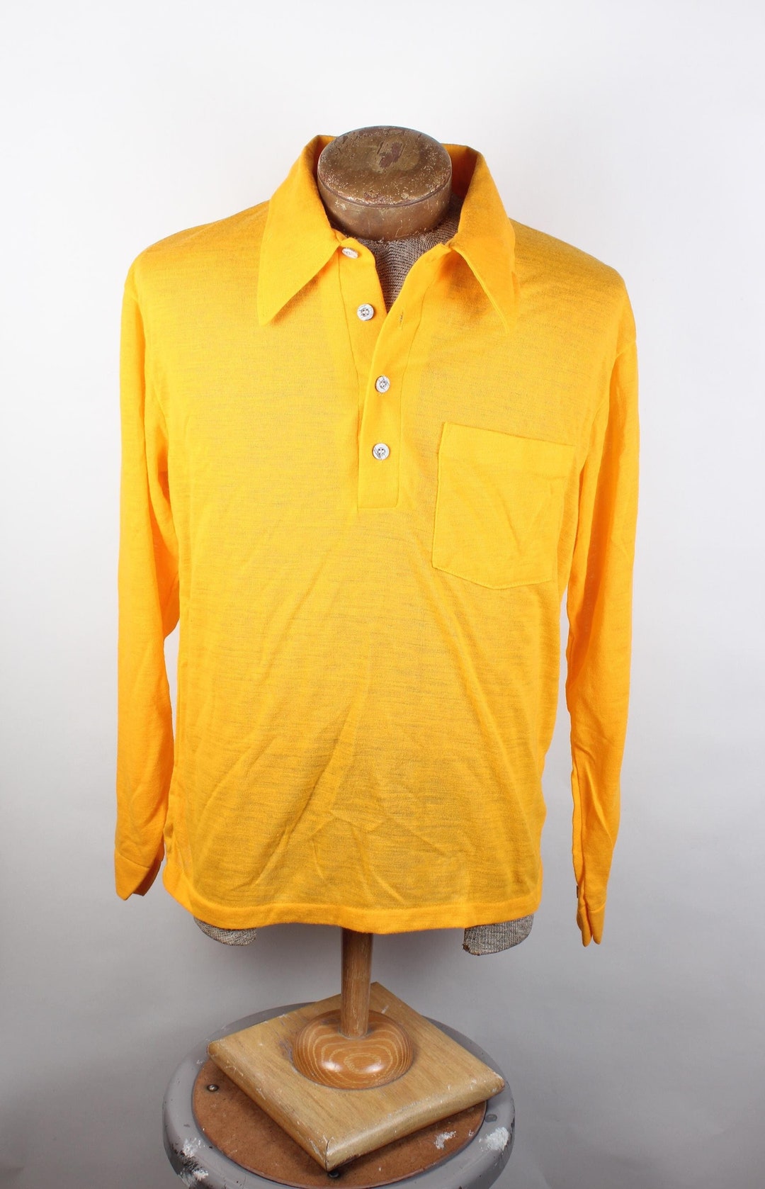 1970's Bright Yellow David Hom Sai Brand Men's Button up Leisure Shirt ...