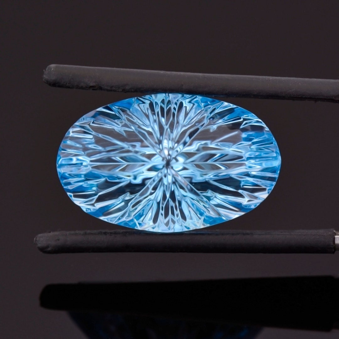 Excellent Blue Topaz Optic Bloom Gemstone, 21.36 Cts., 22x13 Mm ...