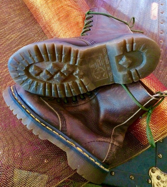 Vintage (made in England) Doc Marten Boots, Size 4US Men 5US Women ...