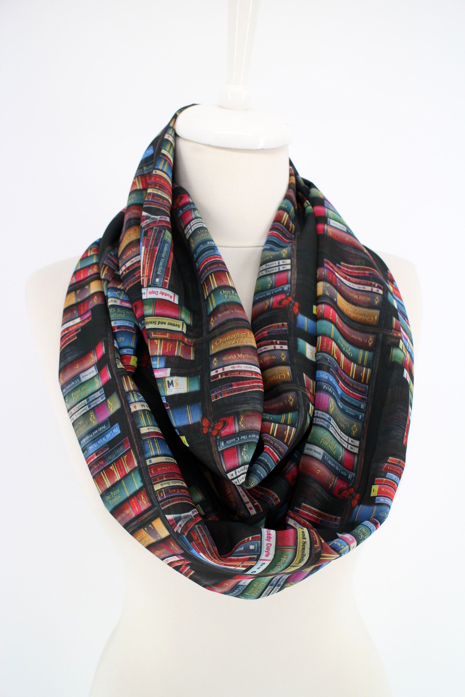 Bookshelf Scarf Infinity Scarf Book Scarf Book Lover Gift - Etsy UK