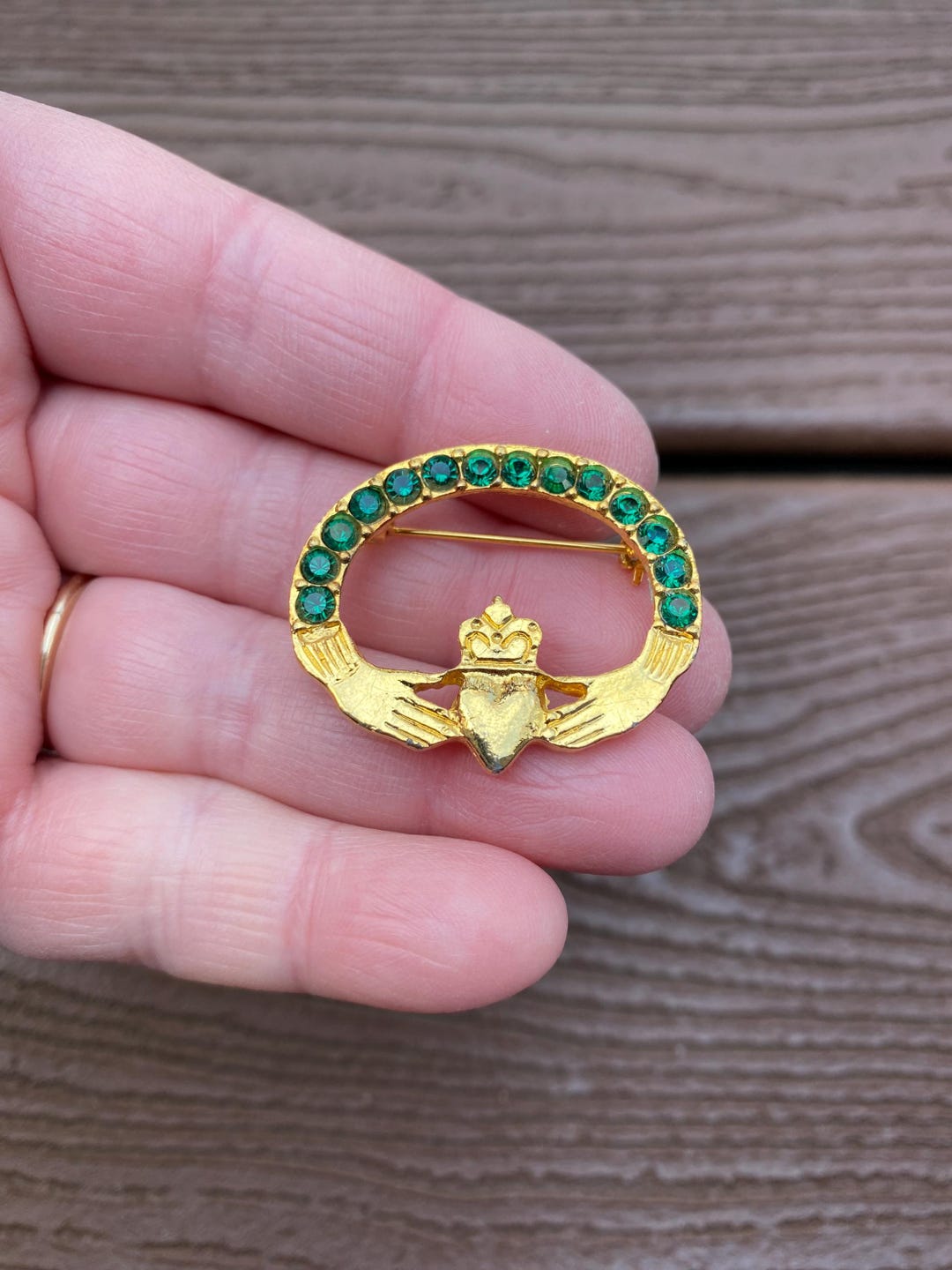 Vintage Jewelry Beautiful Gold Tone and Green Rhinestone Irish Celtic ...
