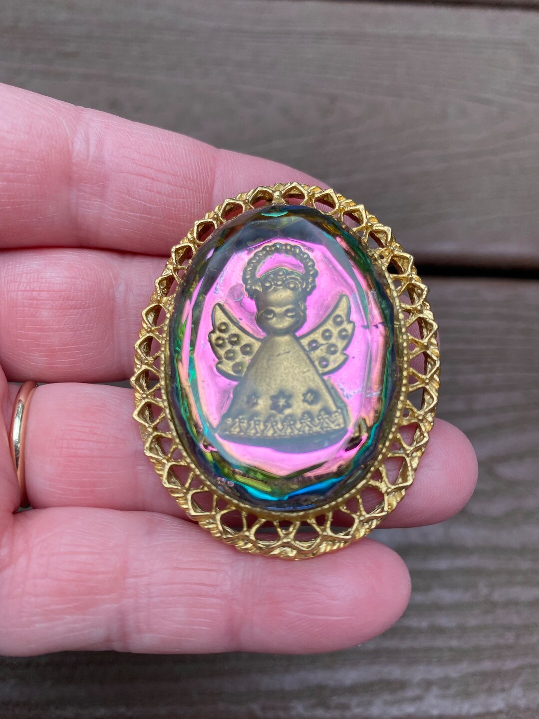 Vintage Jewelry Beautiful Reverse Painted Intaglio Christmas Angel Pin ...