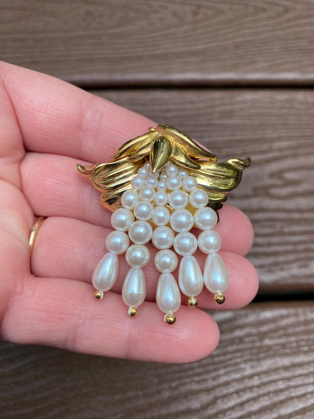 Vintage Jewelry Gorgeous Marvella Pearl Drops From Sculpted Gold Tone ...