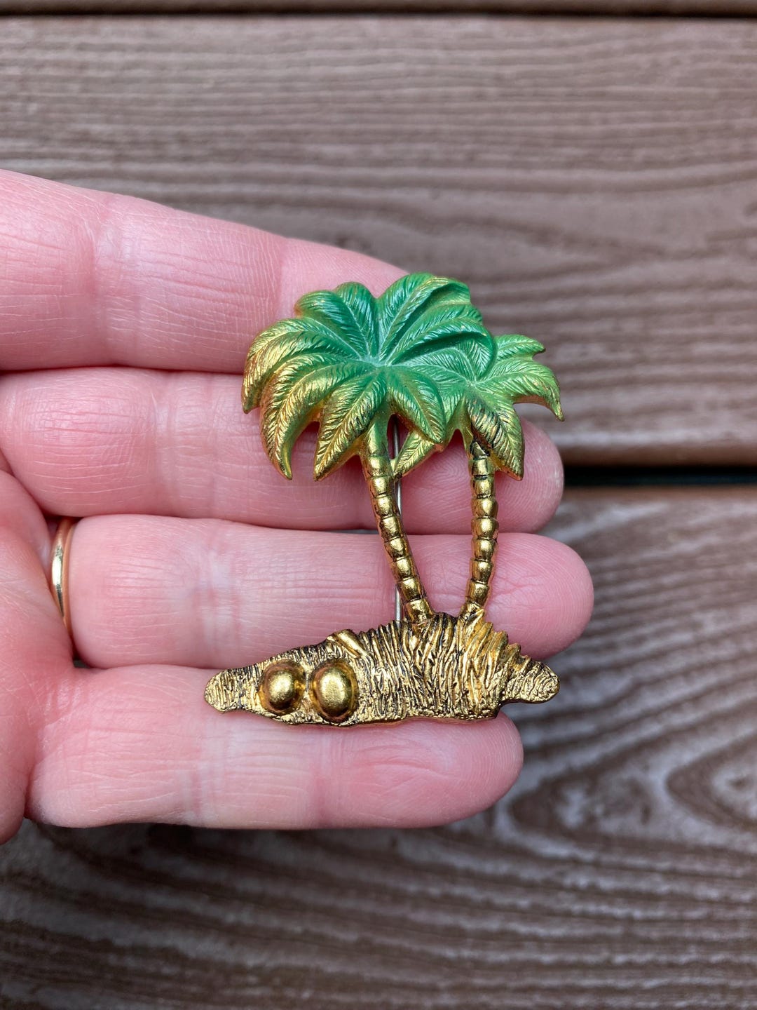 Vintage Jewelry Beautiful Enamel and Gold Tone Palm Trees With Coconuts ...