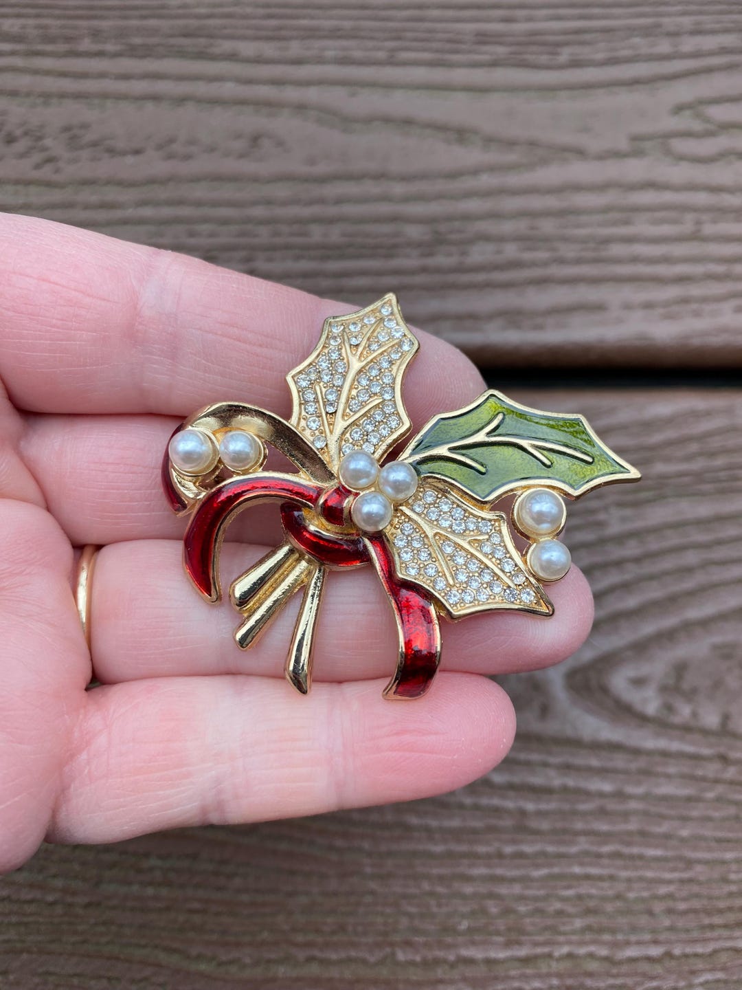 Vintage Jewelry Gorgeous Enamel Rhinestone and Pearl Christmas Holly ...