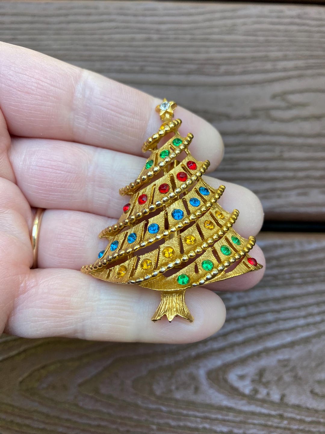 Vintage Jewelry Signed LJM Gorgeous Gold Tone and Multicolored ...