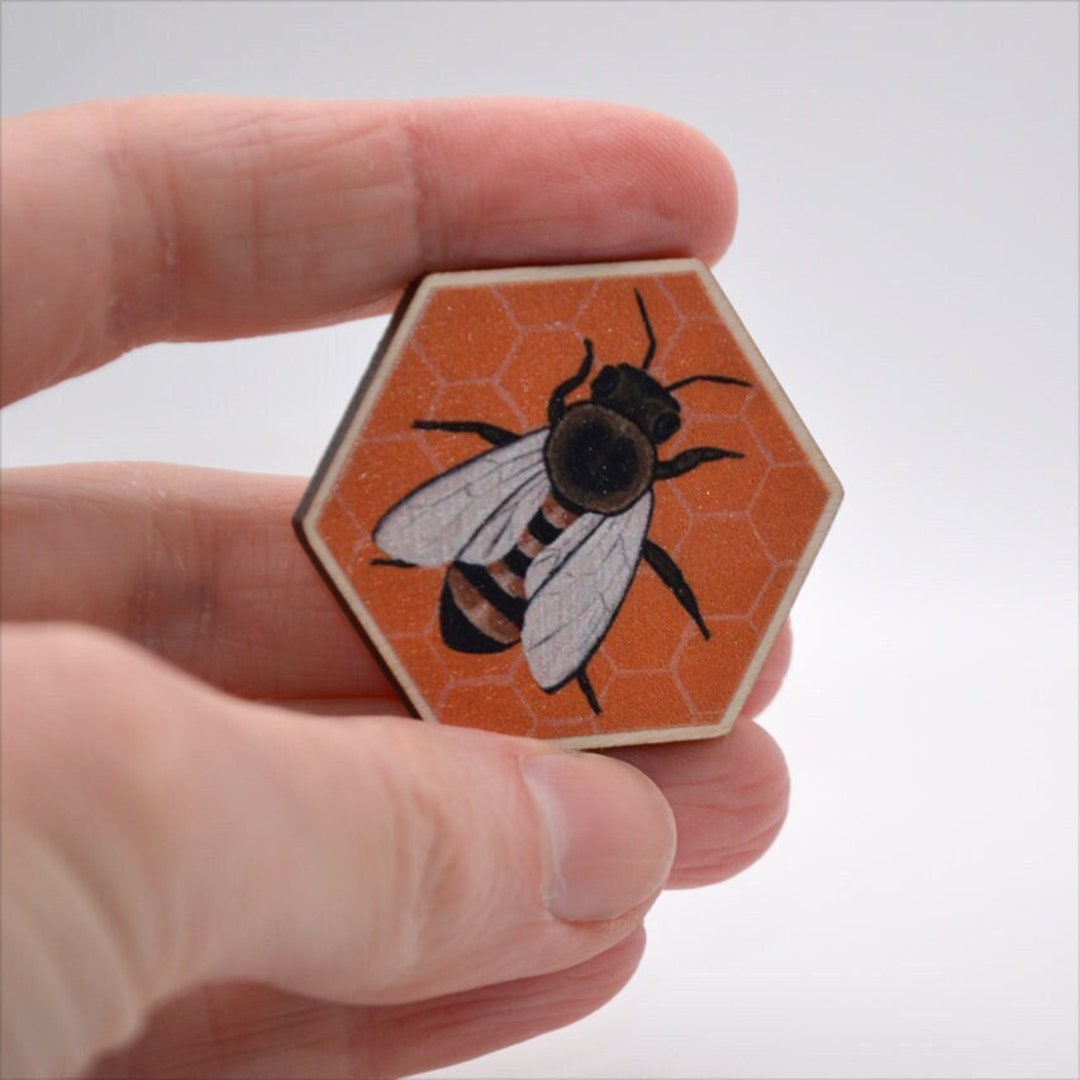Honey Bee Wooden Pin Badge, Worker Bee Design, Beekeeper Gift - Etsy