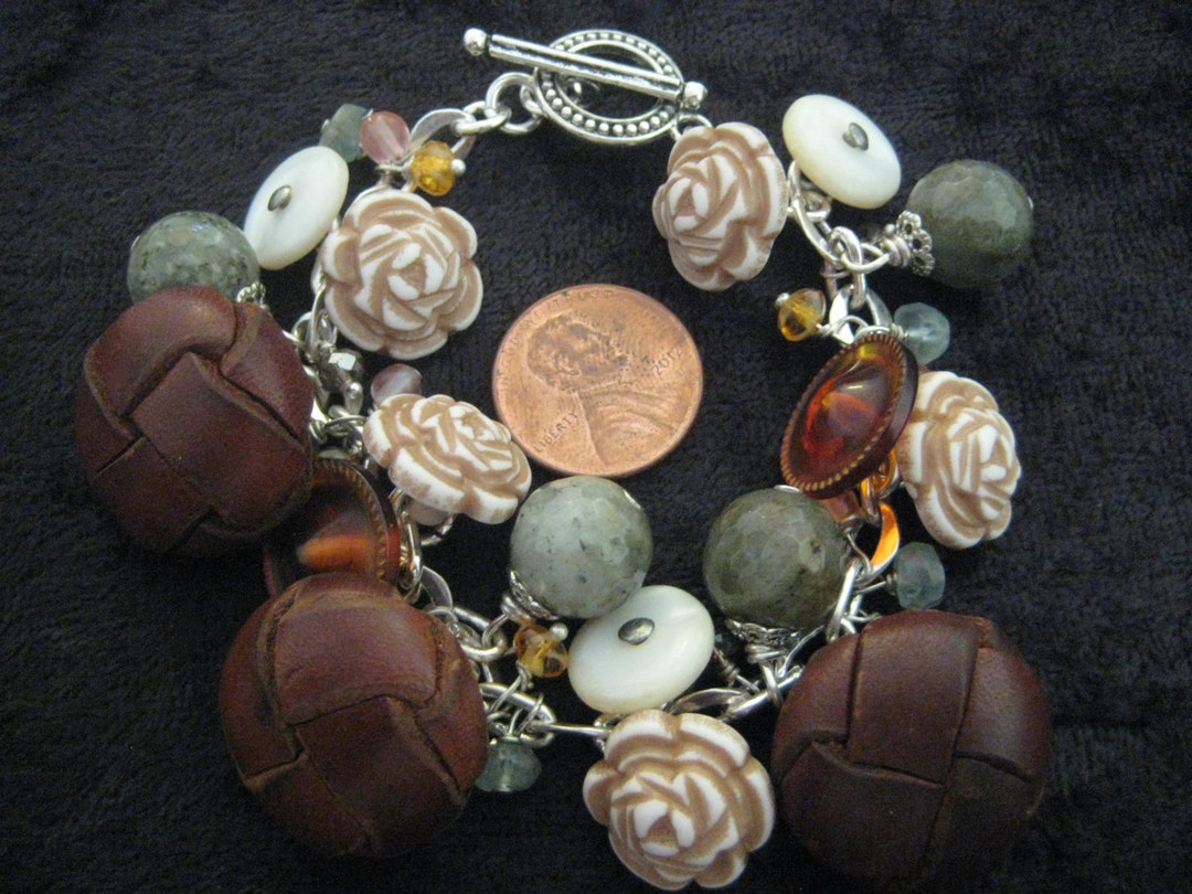 Vintage Button Bracelet/labrodorite Beads/leather Buttons/vintage ...