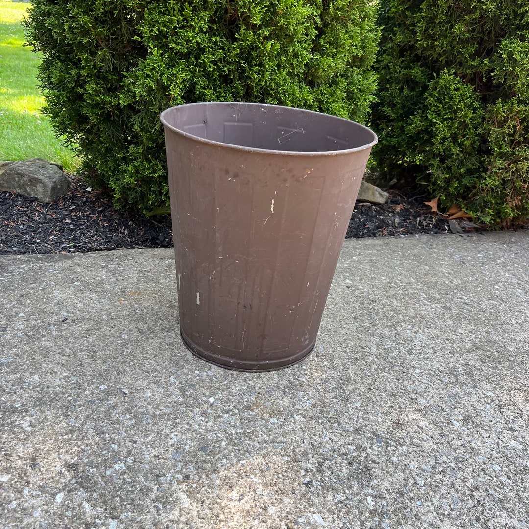 Industrial Wastebasket, Trash Can, Metal Can, School Garbage, Classroom ...