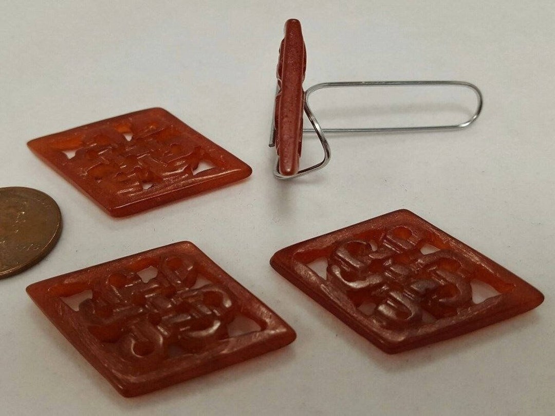 Genuine Dark Red Jadeite Chinese Jade 38x26mm. Endless Eternal Knot ...