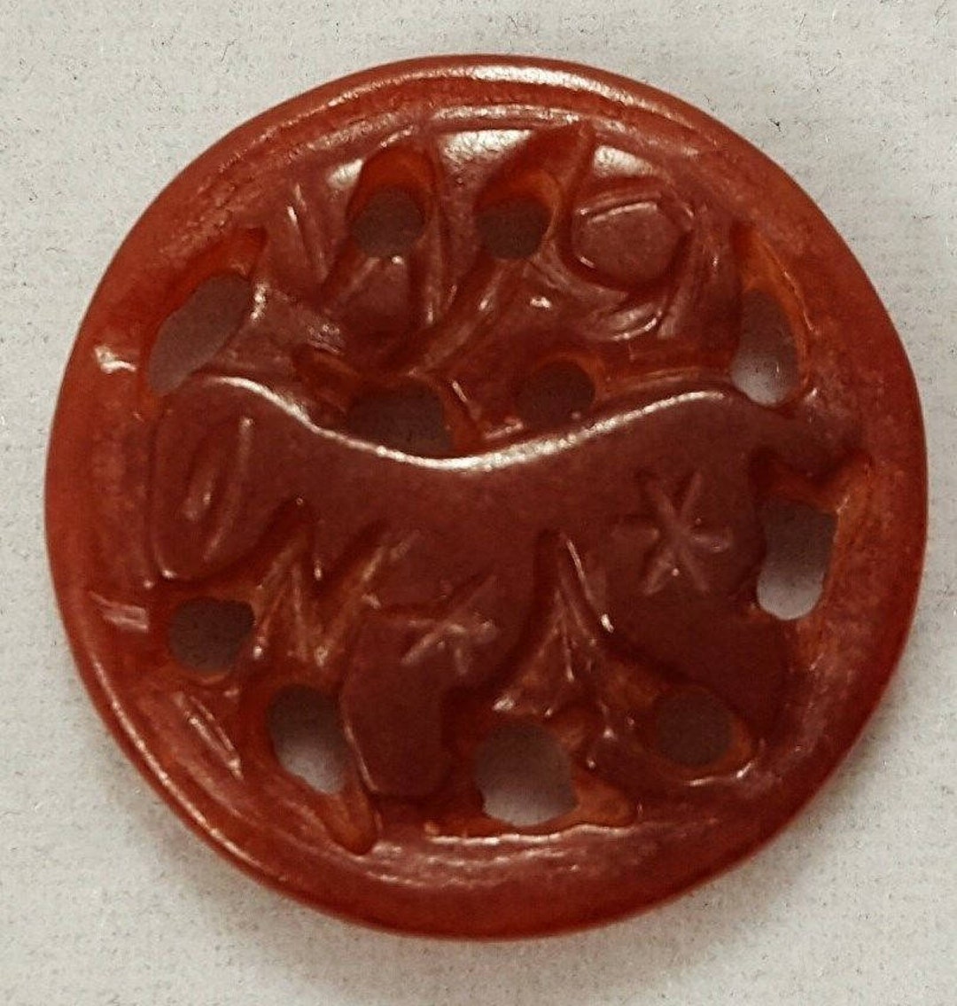 Vintage Genuine Dark Red Jadeite Chinese Jade 22mm. Carved Rabbit ...