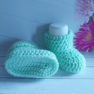 Spring Green Crochet Baby Booties, Gender-neutral Cot Shoes, Newborn ...