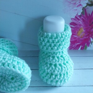 Spring Green Crochet Baby Booties, Gender-neutral Cot Shoes, Newborn ...