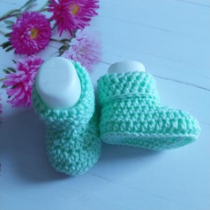 Spring Green Crochet Baby Booties, Gender-neutral Cot Shoes, Newborn ...