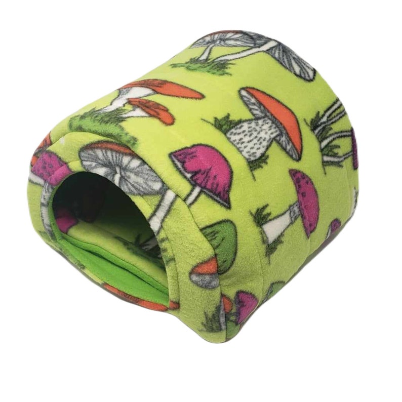 Hidey Hut Bedding Item for Guinea Pigs, Ferrets, Rats, Chinchillas ...
