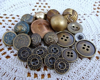 67 Vintage Buttons Various Sizes & Materials | Etsy