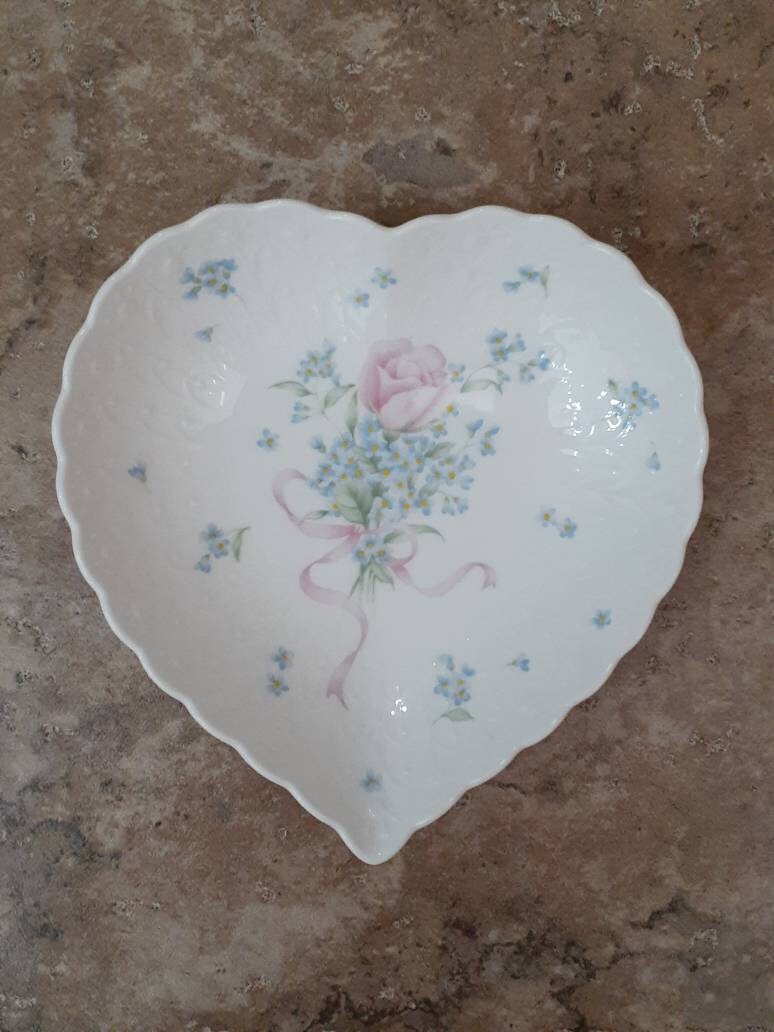 1990s / Mikasa / Heart / Trinket Dish / Always and Forever / Pink Rose ...