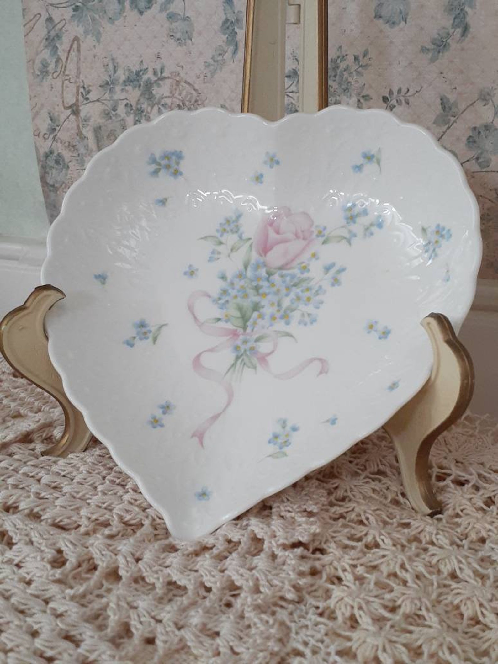 1990s / Mikasa / Heart / Trinket Dish / Always and Forever / Pink Rose ...