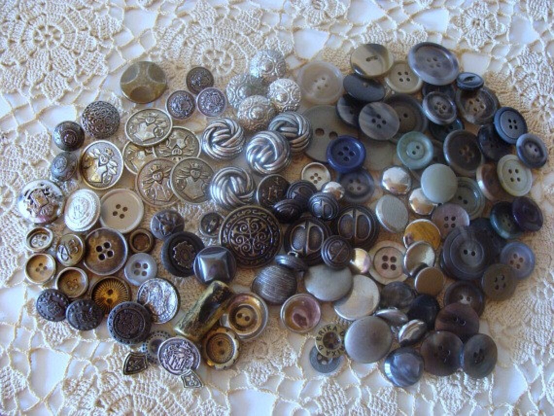 118 Vintage Gray & Silver Toned Buttons Various Sizes | Etsy